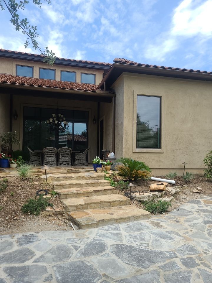 Choosing Gutter Colors: Best Options for Every Home - Texas Gutter King